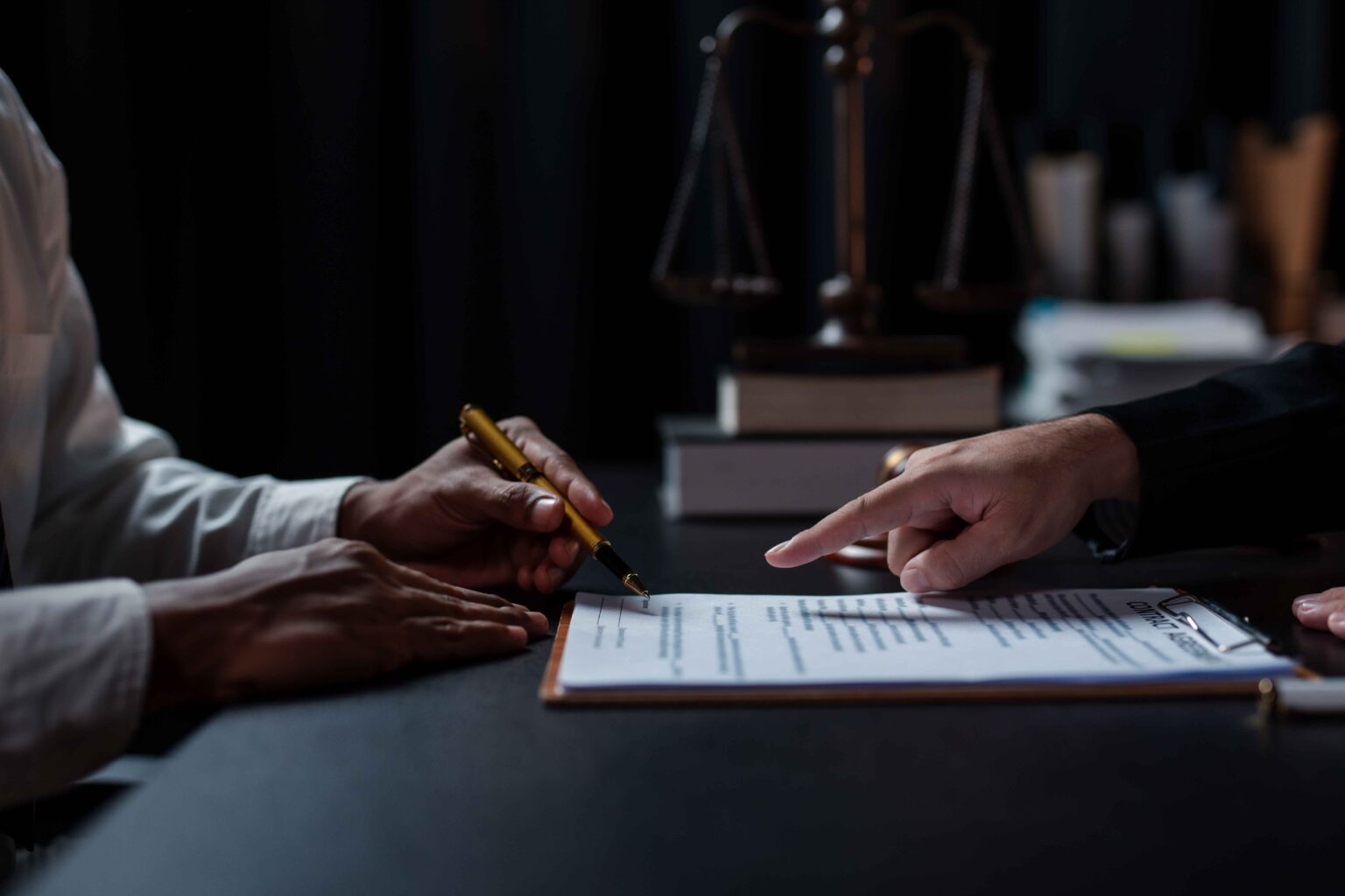 What Is a Qui Tam Lawsuit? Whistleblower Guide